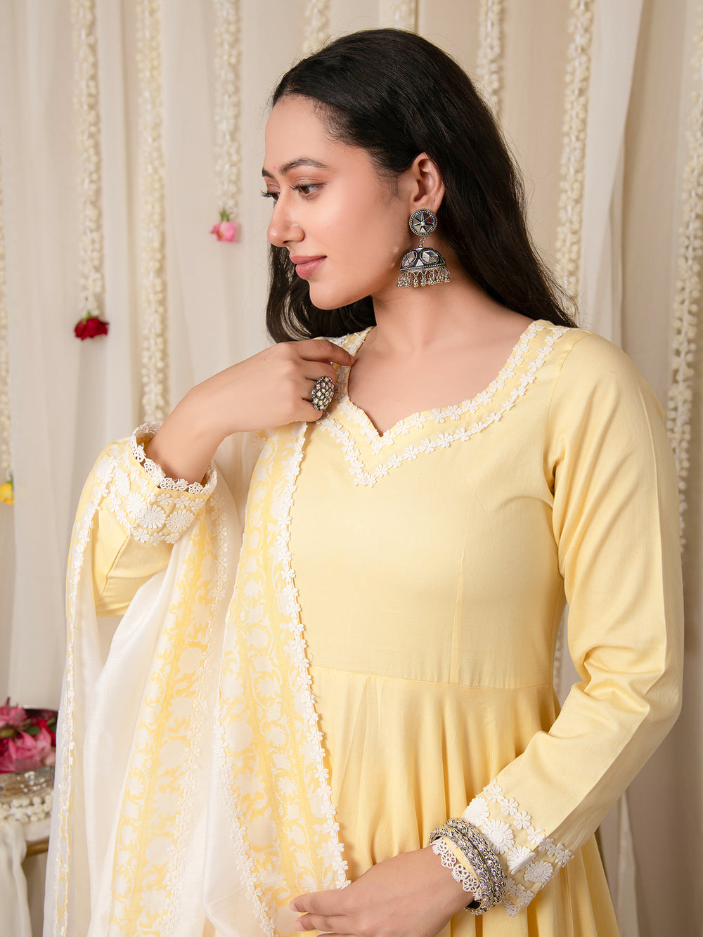 Latest Women Ethnic Wear & Dresses Collection | Mulmul.com